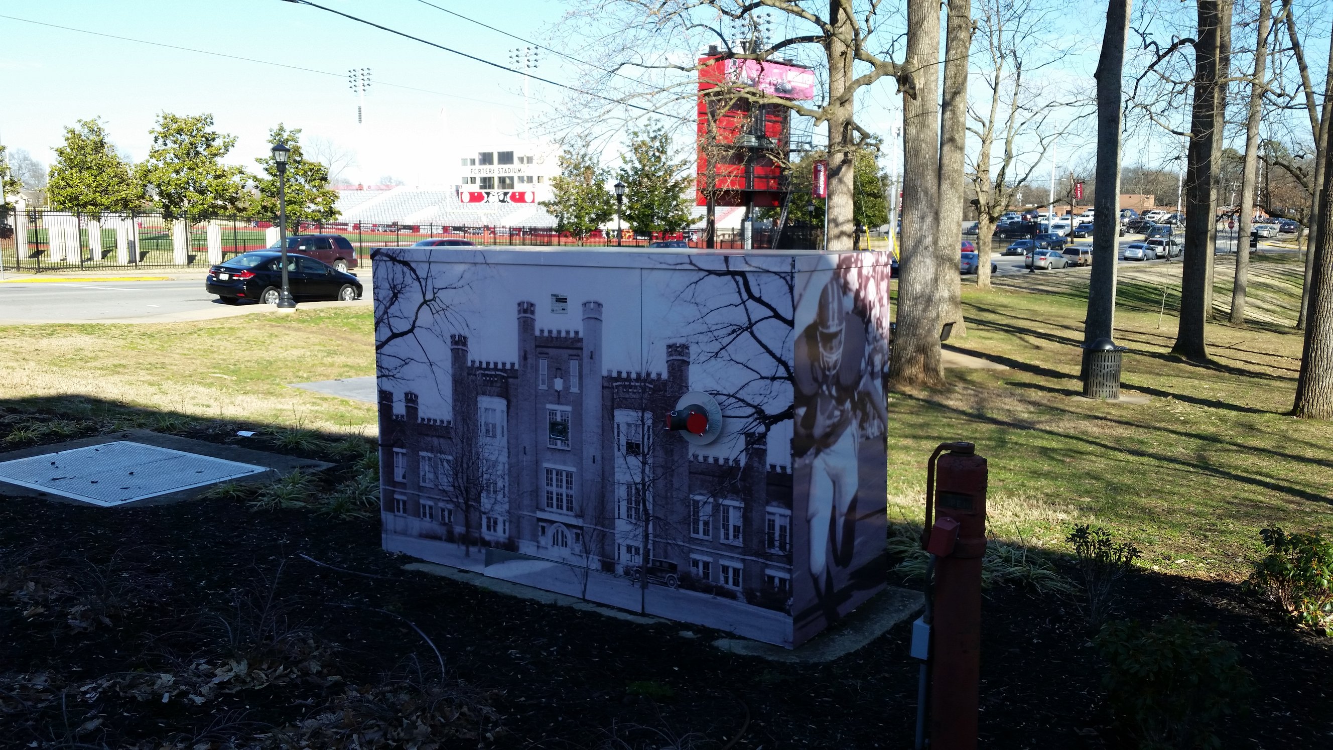 Custom Wrapped Graphics Provide a Splash of Color for Your Enclosure